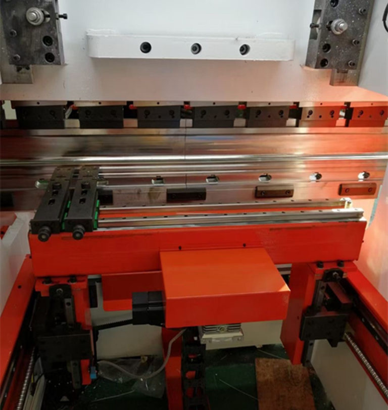 Metal box cnc bending machine Synchronized Hybrid servo Hydraulic CNC ...
